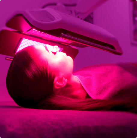 Dermalux LED Compact Lite: Hautverjüngung bei D Derma